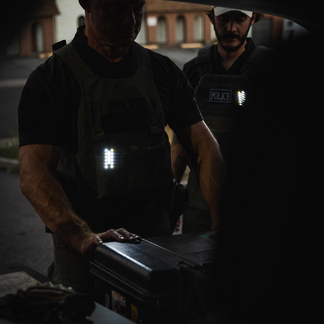 CL2X Device - Safety and Identification Flashlight – AKRYPT